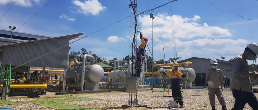 Pemasangan site PT Energi Mega Persada Tbk (Bakrie Group) | Sinyalkuat.com